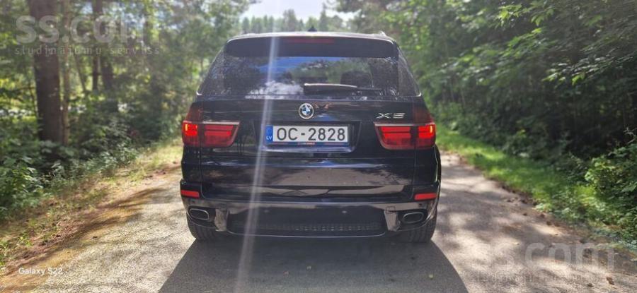 Melns BMW X5 2011 Rīga, ar dzinēja tilpumu 3.00 L un nobraukumu 265 tūkst. km par 14500 €, foto 7 vietnē AUTOMOTO.COM.LV