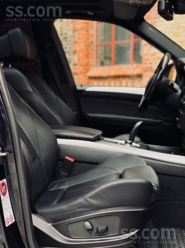 Melns BMW X5 2011 Ventspils, ar dzinēja tilpumu 3.00 L un nobraukumu 385 tūkst. km par 9500 €, foto 9 vietnē AUTOMOTO.COM.LV