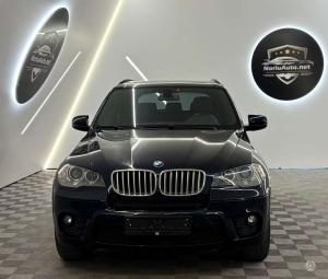 Black BMW X5 2011 in Marijampole, with an engine capacity of 2.99 L and mileage of 268 thousand km for 10999 €, photo 21 on AUTOMOTO.COM.LV