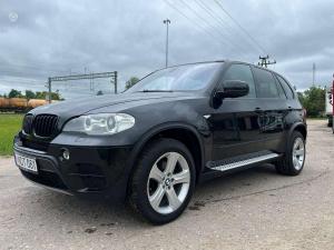 Melns BMW X5 2011 Šauļi, ar dzinēja tilpumu 2.99 L un nobraukumu 313 tūkst. km par 10450 €, foto  vietnē AUTOMOTO.COM.LV