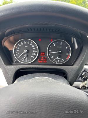 Melns BMW X5 2011 Kuresāre, ar dzinēja tilpumu 3.00 L un nobraukumu 323 tūkst. km par 13800 €, foto 9 vietnē AUTOMOTO.COM.LV