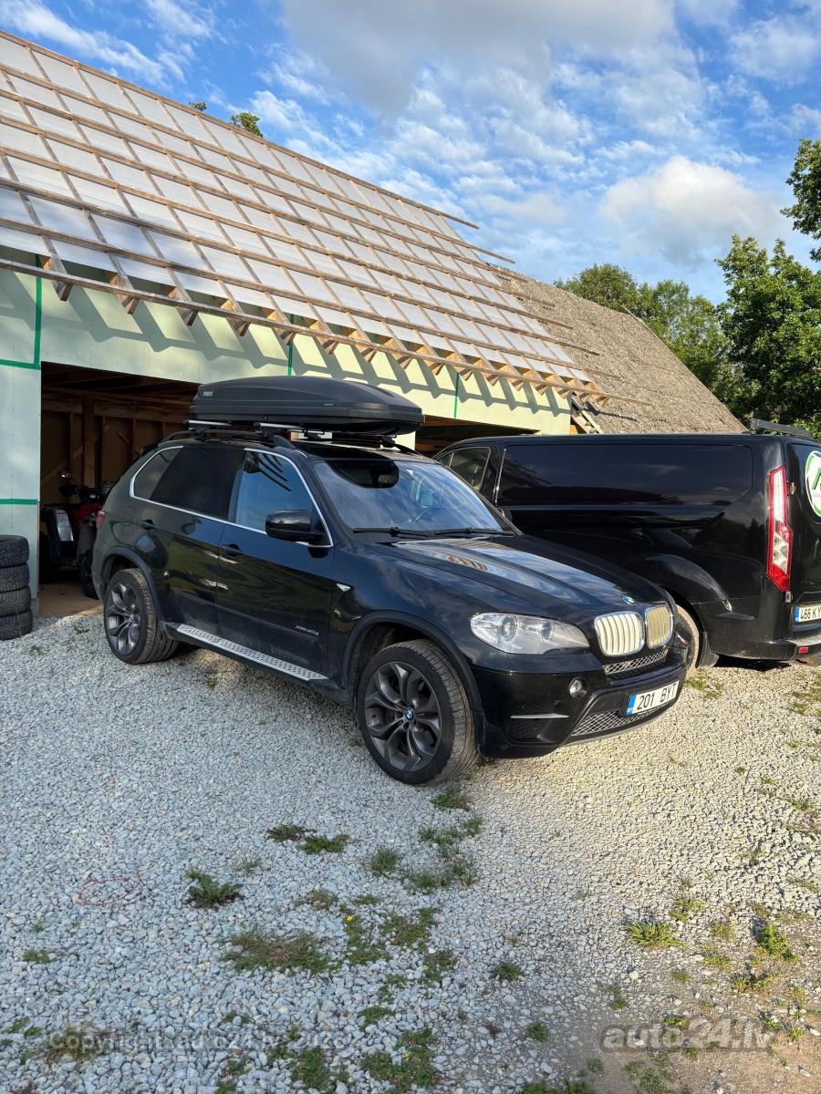 Melns BMW X5 2011 Kuresāre, ar dzinēja tilpumu 3.00 L un nobraukumu 323 tūkst. km par 13800 €, foto 12 vietnē AUTOMOTO.COM.LV