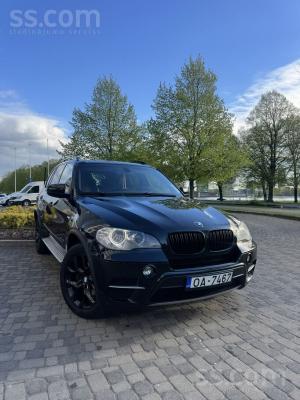 Melns BMW X5 2011 Rīga, ar dzinēja tilpumu 3.00 L un nobraukumu 244 tūkst. km par 12999 €, foto  vietnē AUTOMOTO.COM.LV
