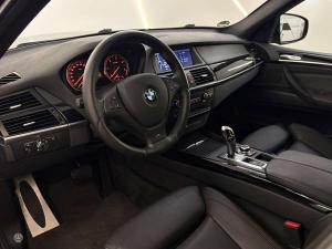 Black BMW X5 2011 in Marijampole, with an engine capacity of 2.99 L and mileage of 269 thousand km for 12650 €, photo 3 on AUTOMOTO.COM.LV