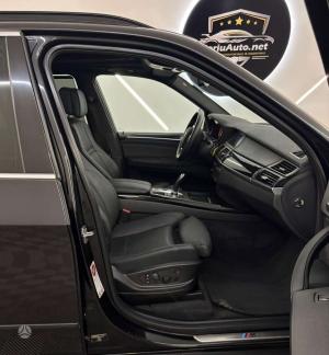 Black BMW X5 2011 in Marijampole, with an engine capacity of 2.99 L and mileage of 269 thousand km for 12650 €, photo 13 on AUTOMOTO.COM.LV
