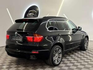 Black BMW X5 2011 in Marijampole, with an engine capacity of 2.99 L and mileage of 269 thousand km for 12650 €, photo 25 on AUTOMOTO.COM.LV