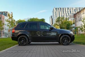 Black BMW X5 2011 in Tallinn, with an engine capacity of 3.00 L and mileage of 270 thousand km for 15299 €, photo 6 on AUTOMOTO.COM.LV