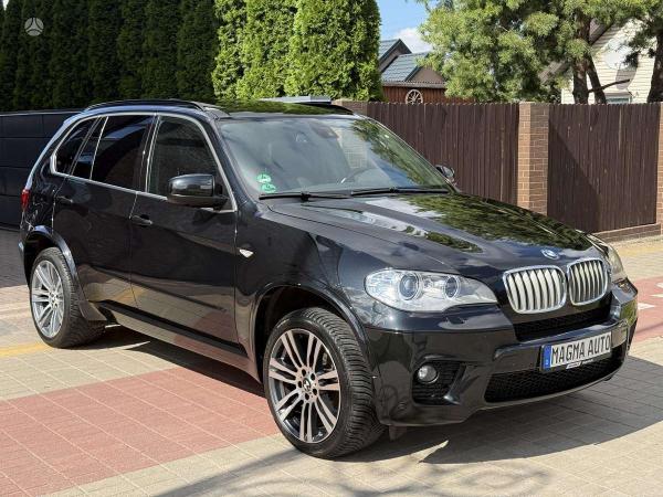 Black BMW X5 2011 in Marijampole, with an engine capacity of 2.99 L and mileage of 267 thousand km for 12750 €, photo 3 on AUTOMOTO.COM.LV
