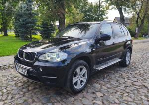 Black BMW X5 2011 in Jelgava, with an engine capacity of 3.00 L and mileage of 0 thousand km for 8900 €, photo  on AUTOMOTO.COM.LV