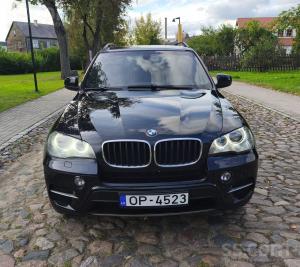 Black BMW X5 2011 in Jelgava, with an engine capacity of 3.00 L and mileage of 0 thousand km for 8900 €, photo 6 on AUTOMOTO.COM.LV