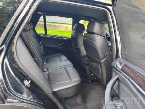 Black BMW X5 2011 in Jelgava, with an engine capacity of 3.00 L and mileage of 0 thousand km for 8900 €, photo 13 on AUTOMOTO.COM.LV