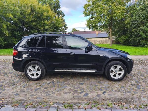 BMW X5 2011 Jelgava vietnē Melns BMW X5 2011 Jelgava, ar dzinēja tilpumu 3.00 L un nobraukumu 0 tūkst. km par 8900 €, foto 8 vietnē AUTOMOTO.COM.LV