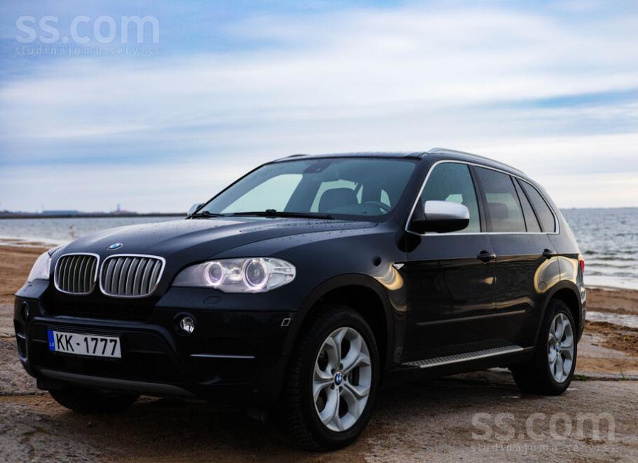 Melns BMW X5 2011 Liepāja, ar dzinēja tilpumu 3.00 L un nobraukumu 238 tūkst. km par 10500 €, foto 1 vietnē AUTOMOTO.COM.LV