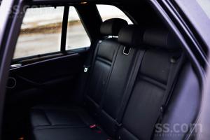 Melns BMW X5 2011 Liepāja, ar dzinēja tilpumu 3.00 L un nobraukumu 238 tūkst. km par 10500 €, foto 8 vietnē AUTOMOTO.COM.LV