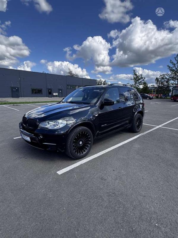 Melns BMW X5 2011 Telšiai, ar dzinēja tilpumu 2.99 L un nobraukumu 250 tūkst. km par 8900 €, foto 6 vietnē AUTOMOTO.COM.LV