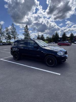 Melns BMW X5 2011 Telšiai, ar dzinēja tilpumu 2.99 L un nobraukumu 250 tūkst. km par 8900 €, foto 7 vietnē AUTOMOTO.COM.LV