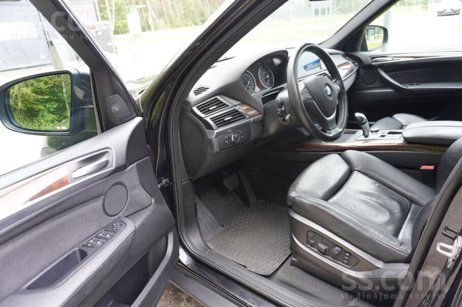 Melns BMW X5 2011 Rīga, ar dzinēja tilpumu 3.00 L un nobraukumu 247 tūkst. km par 11790 €, foto 10 vietnē AUTOMOTO.COM.LV