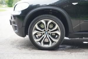 Melns BMW X5 2011 Rīga, ar dzinēja tilpumu 3.00 L un nobraukumu 247 tūkst. km par 11790 €, foto 34 vietnē AUTOMOTO.COM.LV