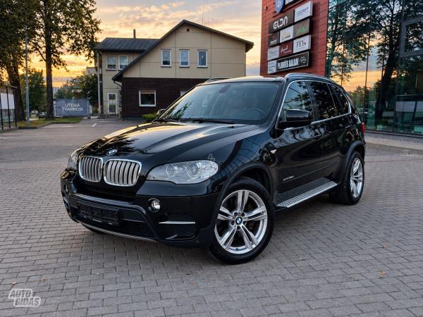 БМВ Х5 2011 в Утена на AUTOMOTO.COM.LV Черный БМВ Х5 2011 в Утена, объемом двигателя 3.00 л и пробегом 217 тыс. км за 10500 €, фото 3 на AUTOMOTO.COM.LV