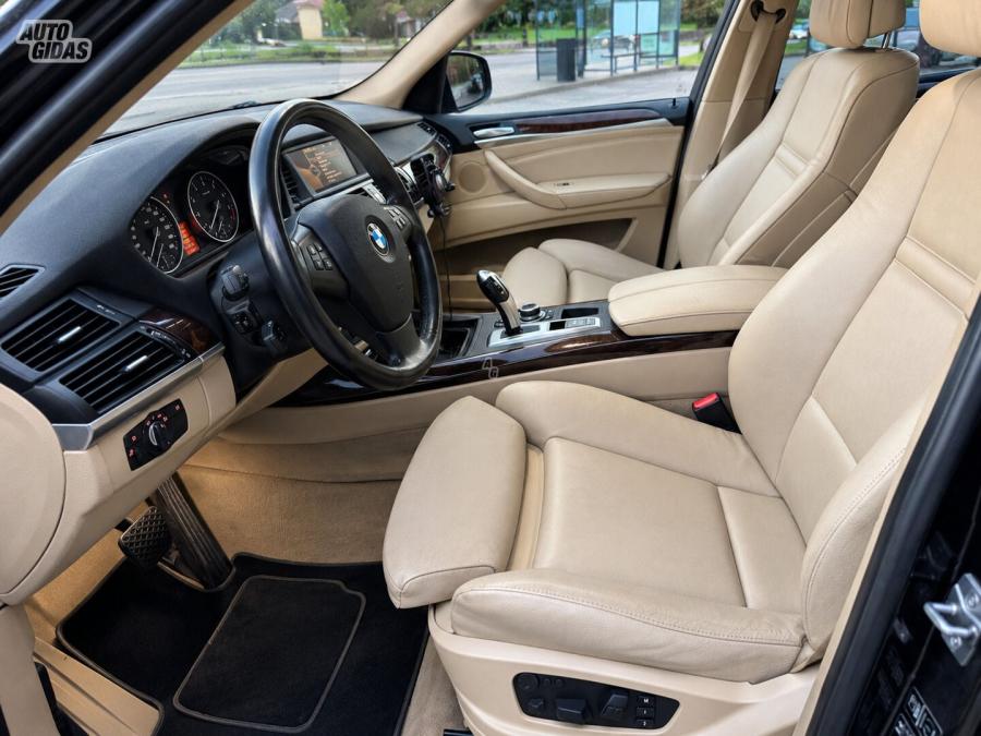 Melns BMW X5 2011 Utena, ar dzinēja tilpumu 3.00 L un nobraukumu 217 tūkst. km par 10500 €, foto 10 vietnē AUTOMOTO.COM.LV
