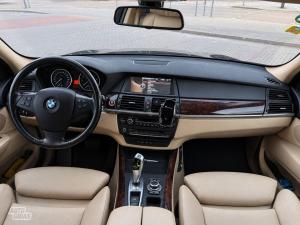 Melns BMW X5 2011 Utena, ar dzinēja tilpumu 3.00 L un nobraukumu 217 tūkst. km par 10500 €, foto 16 vietnē AUTOMOTO.COM.LV