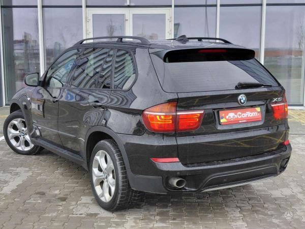 БМВ Х5 2011 в Вильнюс на AUTOMOTO.COM.LV Черный БМВ Х5 2011 в Вильнюс, объемом двигателя 2.99 л и пробегом 264 тыс. км за 8500 €, фото 5 на AUTOMOTO.COM.LV