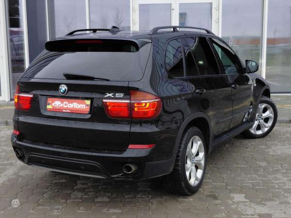 БМВ Х5 2011 в Вильнюс на AUTOMOTO.COM.LV Черный БМВ Х5 2011 в Вильнюс, объемом двигателя 2.99 л и пробегом 264 тыс. км за 8500 €, фото 7 на AUTOMOTO.COM.LV