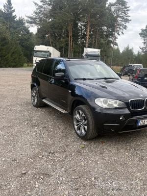 Melns BMW X5 2011 Ludza, ar dzinēja tilpumu 3.00 L un nobraukumu 435 tūkst. km par 12000 €, foto 3 vietnē AUTOMOTO.COM.LV
