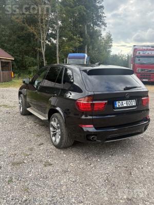 Melns BMW X5 2011 Ludza, ar dzinēja tilpumu 3.00 L un nobraukumu 435 tūkst. km par 12000 €, foto 4 vietnē AUTOMOTO.COM.LV