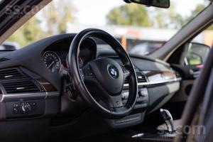 Melns BMW X5 2011 Rīga, ar dzinēja tilpumu 3.00 L un nobraukumu 300 tūkst. km par 11990 €, foto 16 vietnē AUTOMOTO.COM.LV