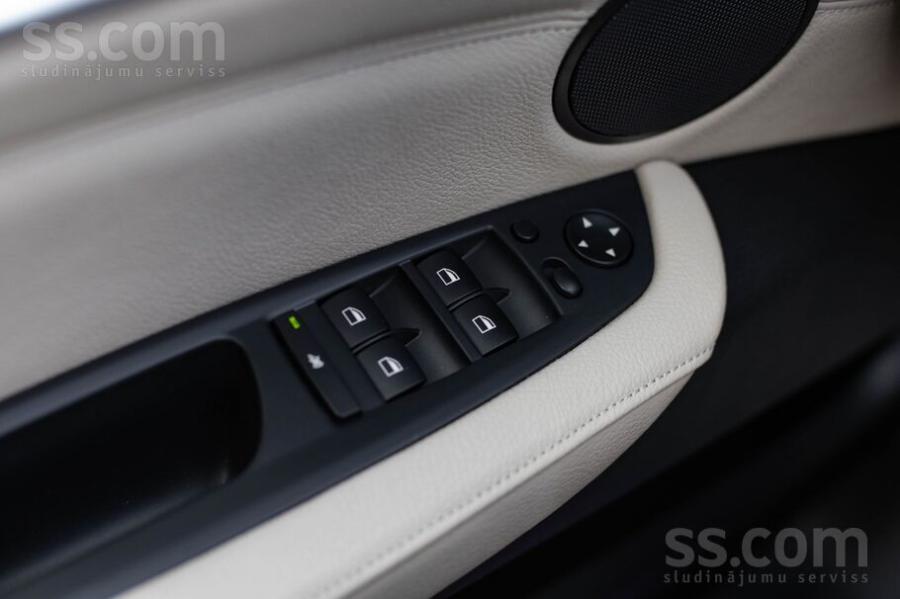 Melns BMW X5 2011 Rīga, ar dzinēja tilpumu 3.00 L un nobraukumu 300 tūkst. km par 11990 €, foto 17 vietnē AUTOMOTO.COM.LV