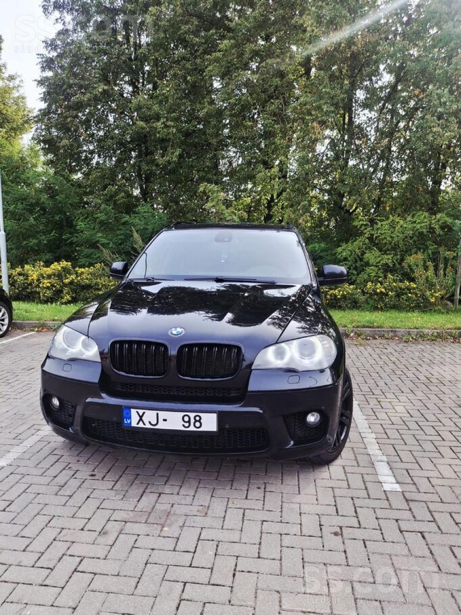 Melns BMW X5 2011 Jelgava, ar dzinēja tilpumu 3.00 L un nobraukumu 367 tūkst. km par 10500 €, foto 4 vietnē AUTOMOTO.COM.LV