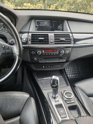 Melns BMW X5 2011 Jelgava, ar dzinēja tilpumu 3.00 L un nobraukumu 367 tūkst. km par 10500 €, foto 12 vietnē AUTOMOTO.COM.LV