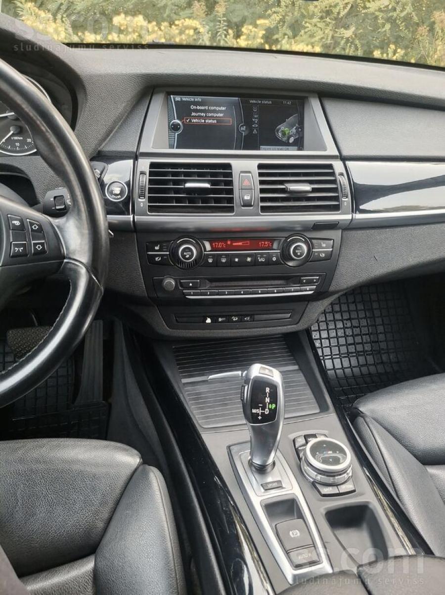 Melns BMW X5 2011 Jelgava, ar dzinēja tilpumu 3.00 L un nobraukumu 367 tūkst. km par 10500 €, foto 12 vietnē AUTOMOTO.COM.LV