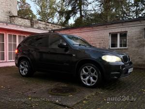 Black BMW X5 2011 in Tallinn, with an engine capacity of 3.00 L and mileage of 395 thousand km for 11000 €, photo 3 on AUTOMOTO.COM.LV
