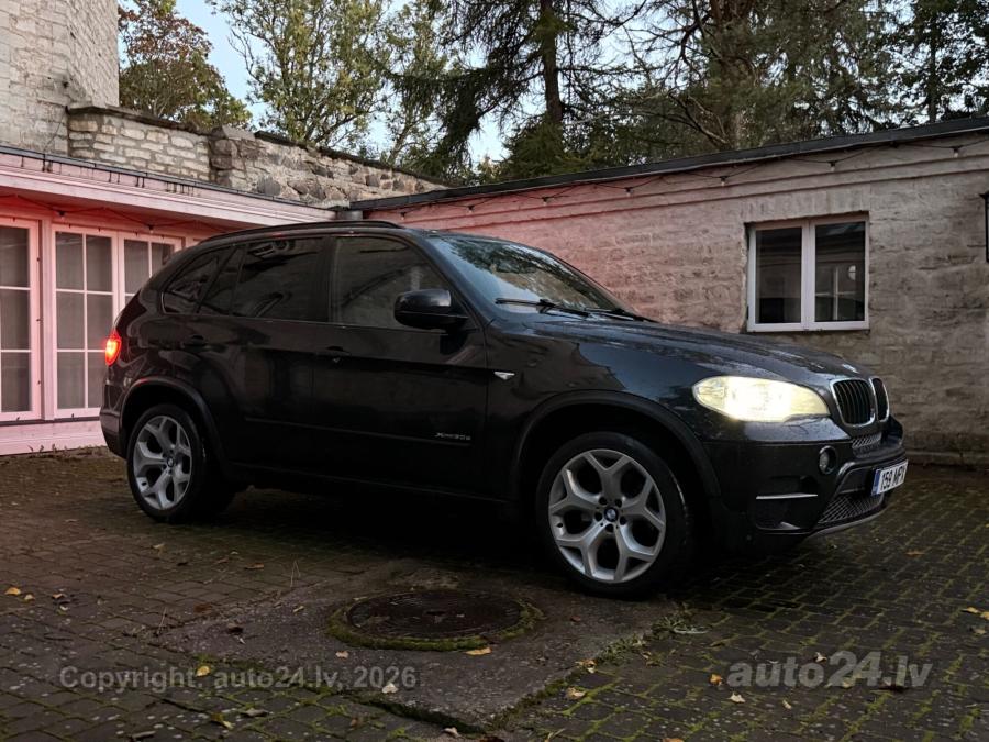 Black BMW X5 2011 in Tallinn, with an engine capacity of 3.00 L and mileage of 395 thousand km for 11000 €, photo 3 on AUTOMOTO.COM.LV