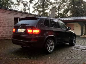 Black BMW X5 2011 in Tallinn, with an engine capacity of 3.00 L and mileage of 395 thousand km for 11000 €, photo 5 on AUTOMOTO.COM.LV