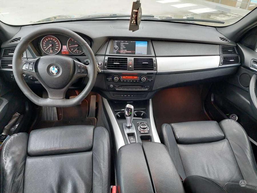 Черный БМВ Х5 2011 в Вильнюс, объемом двигателя 3.00 л и пробегом 265 тыс. км за 10999 €, фото 24 на AUTOMOTO.COM.LV