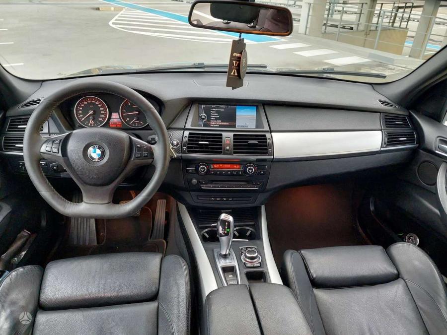 Черный БМВ Х5 2011 в Вильнюс, объемом двигателя 3.00 л и пробегом 265 тыс. км за 10999 €, фото 25 на AUTOMOTO.COM.LV