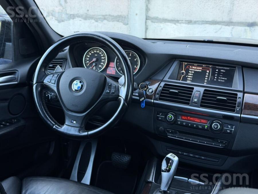 Черный БМВ Х5 2011 в Рига, объемом двигателя 3.00 л и пробегом 238 тыс. км за 12980 €, фото 17 на AUTOMOTO.COM.LV