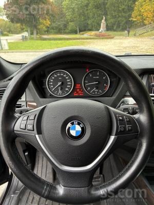 Melns BMW X5 2011 Tukums, ar dzinēja tilpumu 3.00 L un nobraukumu 309 tūkst. km par 13500 €, foto 10 vietnē AUTOMOTO.COM.LV