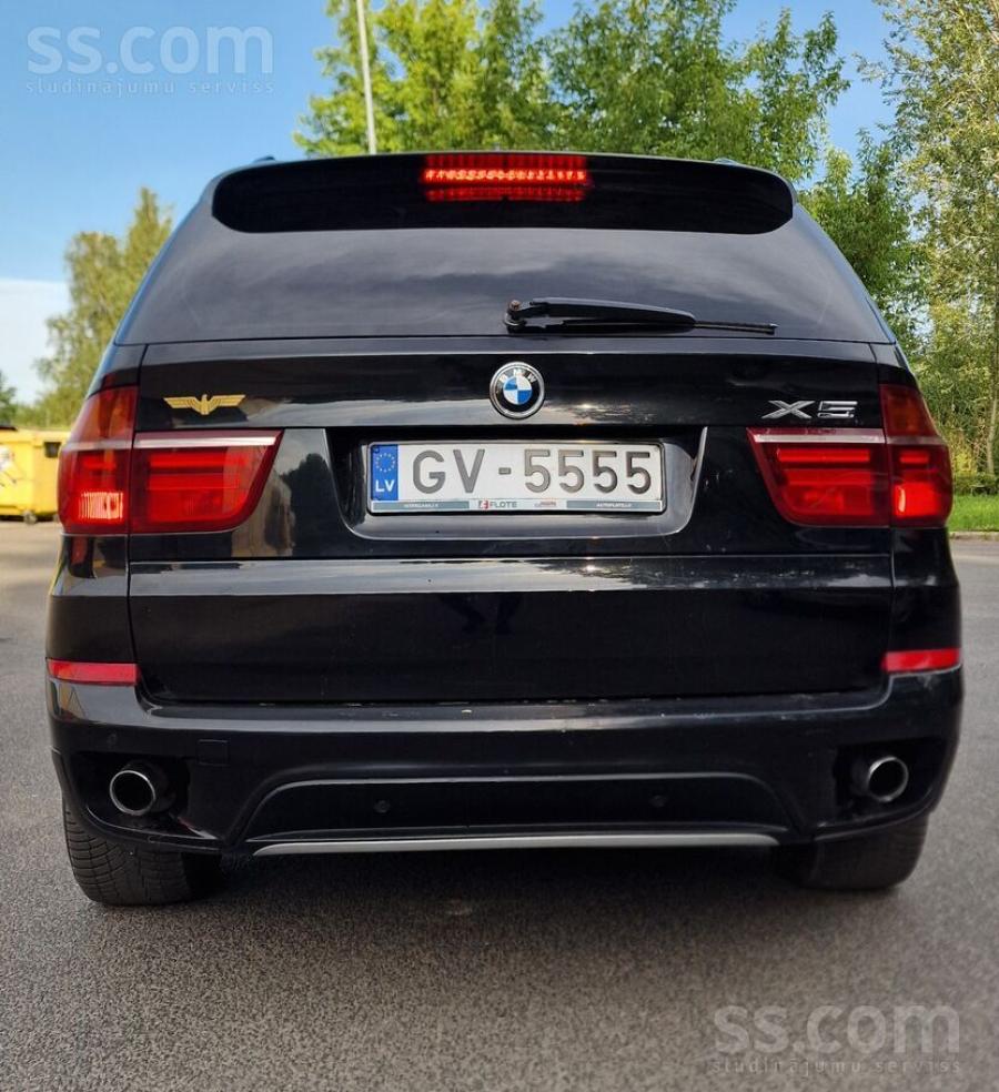 Melns BMW X5 2012 Rīga, ar dzinēja tilpumu 3.00 L un nobraukumu 220 tūkst. km par 10500 €, foto 9 vietnē AUTOMOTO.COM.LV