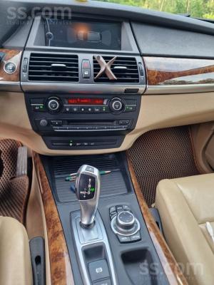 Melns BMW X5 2012 Rīga, ar dzinēja tilpumu 3.00 L un nobraukumu 220 tūkst. km par 10500 €, foto 14 vietnē AUTOMOTO.COM.LV