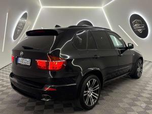 Melns BMW X5 2012 Marijampole, ar dzinēja tilpumu 2.99 L un nobraukumu 300 tūkst. km par 13450 €, foto 25 vietnē AUTOMOTO.COM.LV