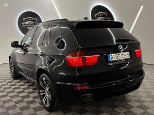 Melns BMW X5 2012 Marijampole, ar dzinēja tilpumu 2.99 L un nobraukumu 300 tūkst. km par 13450 €, foto 27 vietnē AUTOMOTO.COM.LV