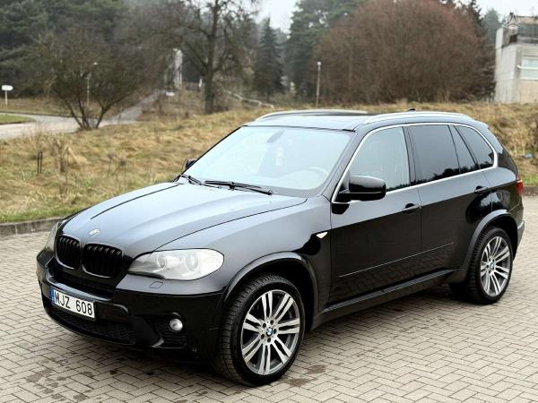 Melns BMW X5 2012 Viļņa, ar dzinēja tilpumu 2.99 L un nobraukumu 290 tūkst. km par 9500 €, foto 2 vietnē AUTOMOTO.COM.LV