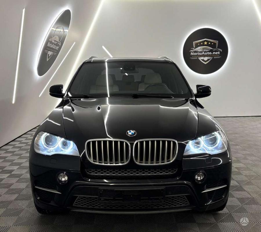 Melns BMW X5 2012 Marijampole, ar dzinēja tilpumu 2.99 L un nobraukumu 298 tūkst. km par 11750 €, foto 21 vietnē AUTOMOTO.COM.LV