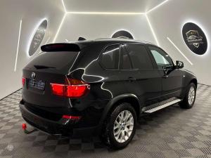 Melns BMW X5 2012 Marijampole, ar dzinēja tilpumu 2.99 L un nobraukumu 298 tūkst. km par 11750 €, foto 31 vietnē AUTOMOTO.COM.LV