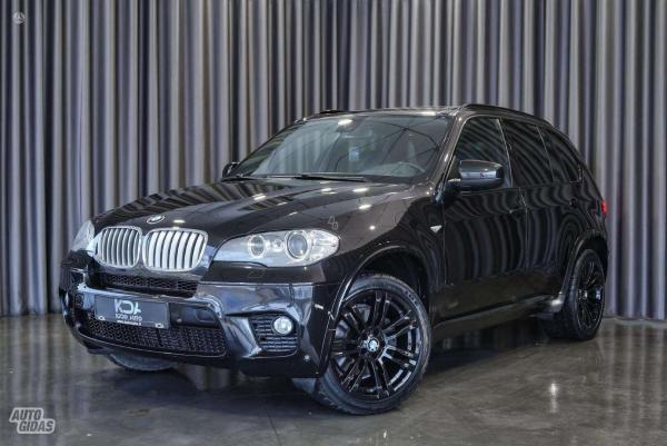 Black BMW X5 2012 in Marijampole, with an engine capacity of 3.00 L and mileage of 216 thousand km for 13950 €, photo 5 on AUTOMOTO.COM.LV
