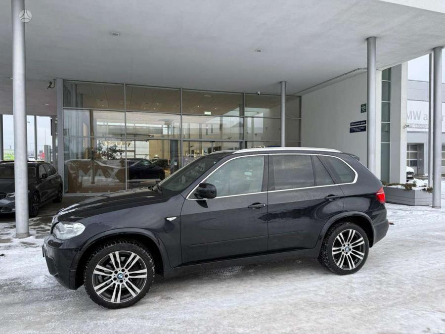 Melns BMW X5 2012 Rīga, ar dzinēja tilpumu 2.99 L un nobraukumu 279 tūkst. km par 13200 €, foto 3 vietnē AUTOMOTO.COM.LV